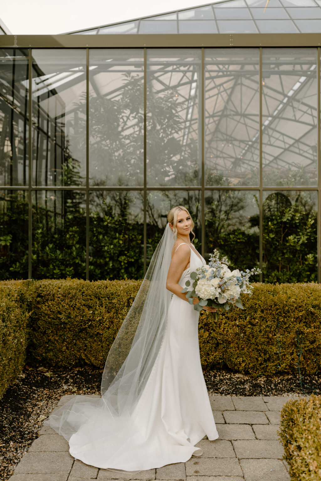 Planterra Conservatory Wedding Photos in Detroit, Michigan